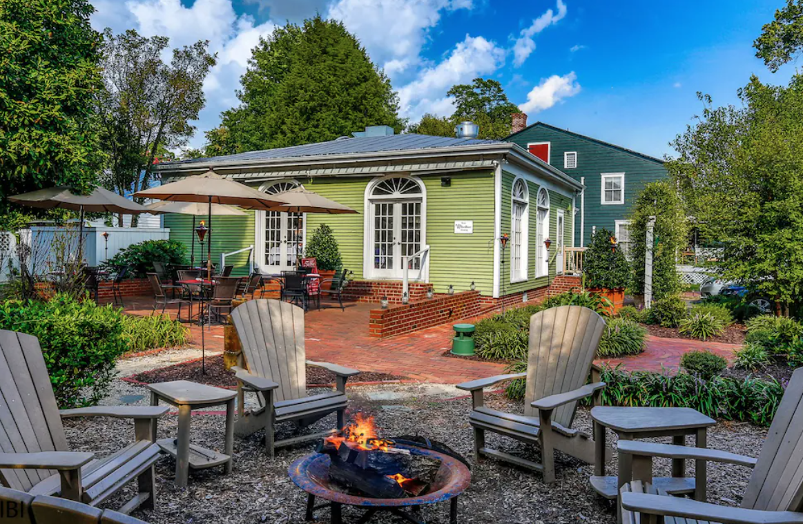 We road-tripped to beautiful Edenton to stay at the historic Inner ...